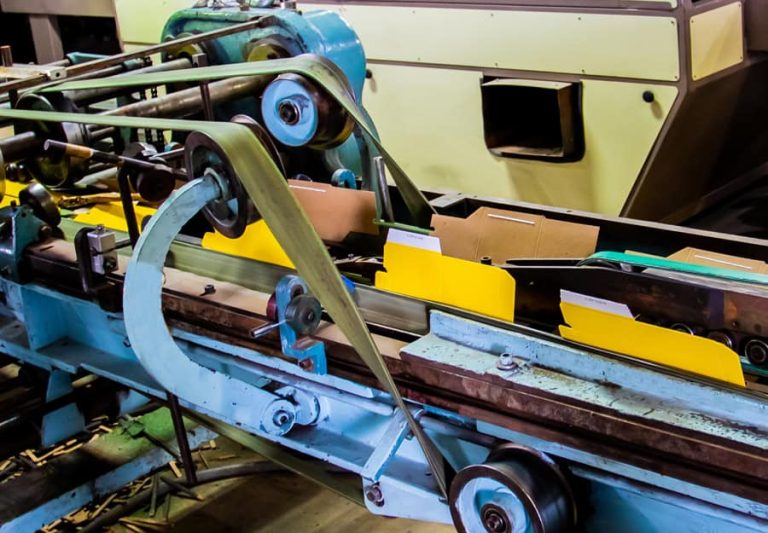 Folding & Gluing – Custom Boxes | Boxes & Packaging, Miami FL